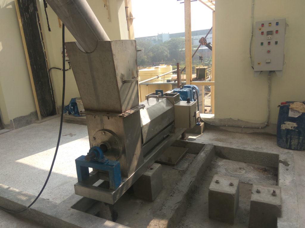 Jash Engineering™ – Manufacturer of Squishing machine, dewatering screw ...
